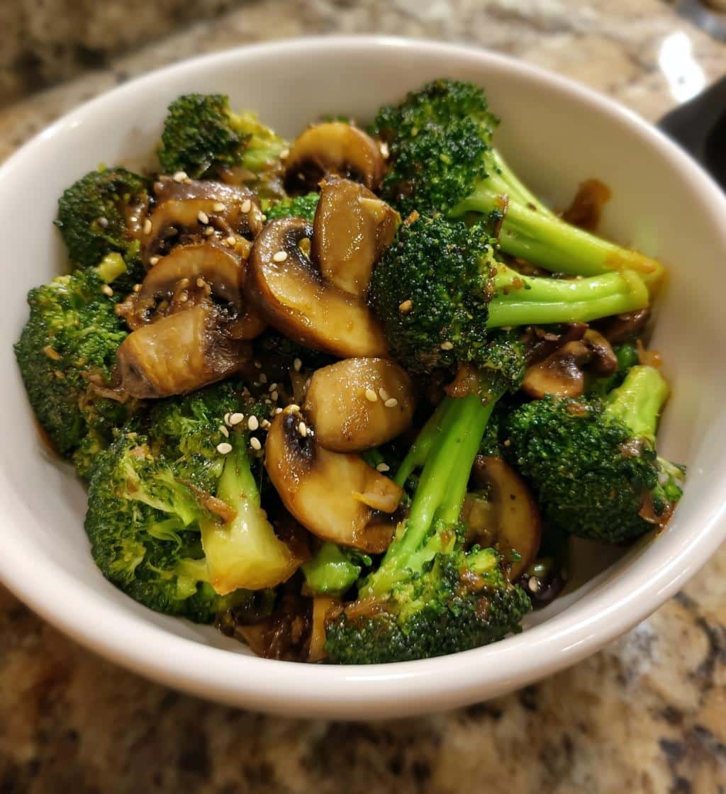 Healthy Broccoli and Mushroom Stir Fry in 15 Minutes - Delicious